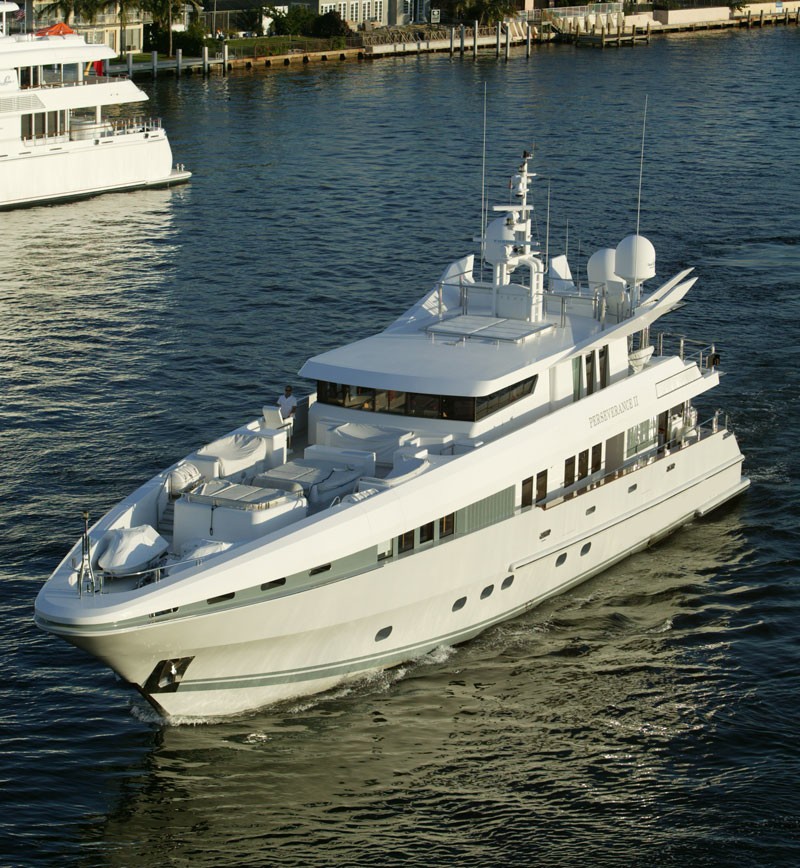 MERCEDES Yacht Charter Details, Oceanfast | CHARTERWORLD Luxury Superyachts
